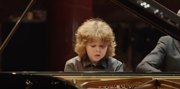 Lucas Chiche - Récital Piano - COMPLET - Salle Cortot